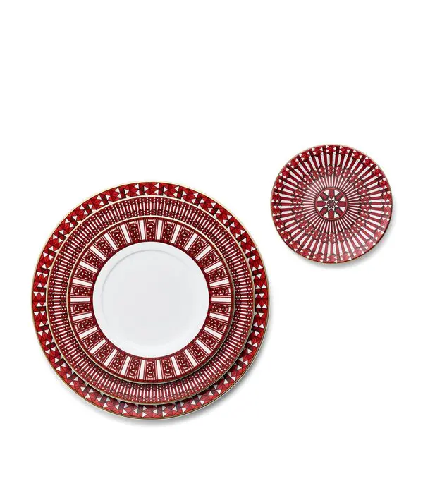 THE MARTHA, BY BACCARAT Arcadia Red Bread Plate