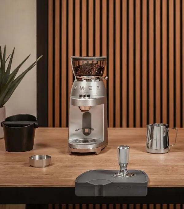 SMEG Mini Pro Coffee Grinder