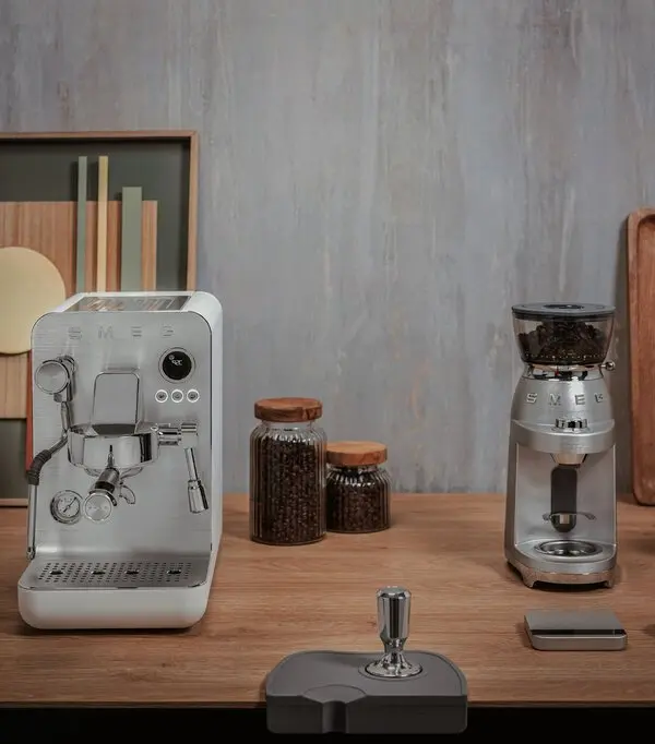 SMEG Mini Pro Coffee Grinder