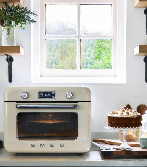 SMEG Countertop Oven - Neutral