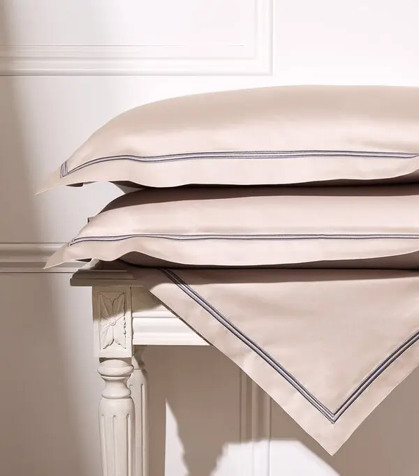 PETER REED Pendle Square Pillowcase - Grey