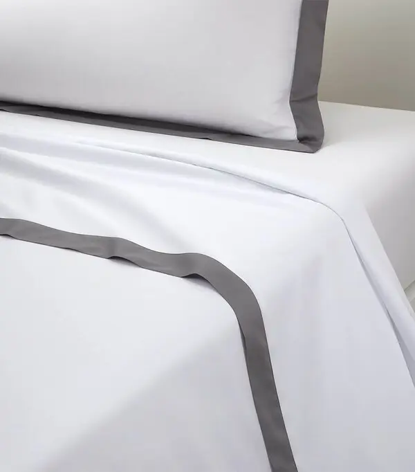 YVES DELORME Linea Platine Super King Flat Sheet