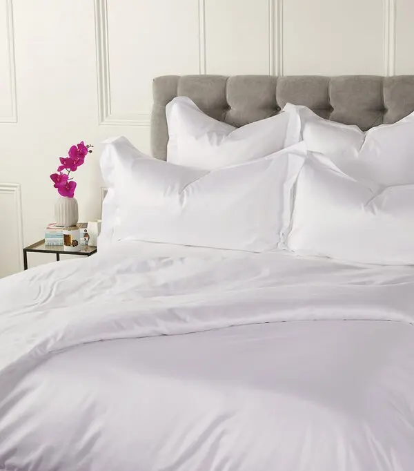 CELSO DE LEMOS Capela Duvet Cover - White
