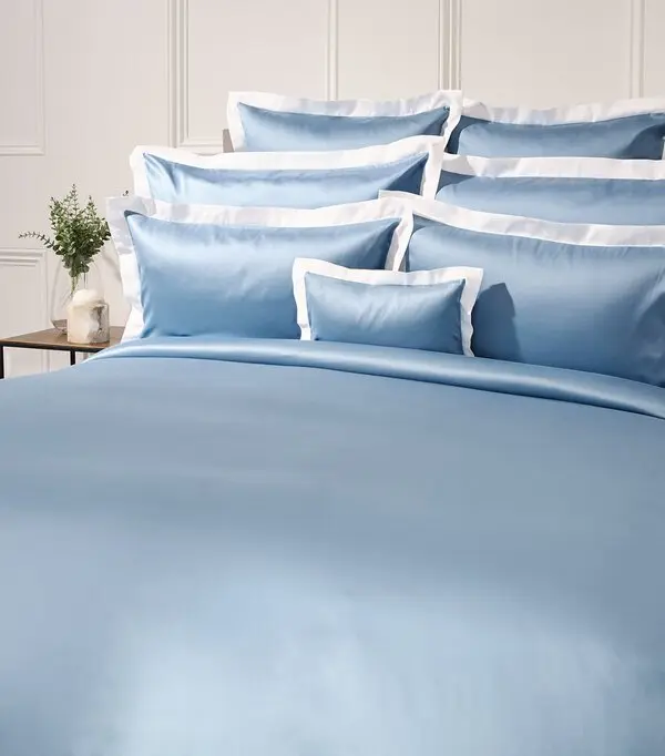 CELSO DE LEMOS Emma Square Pillowcase