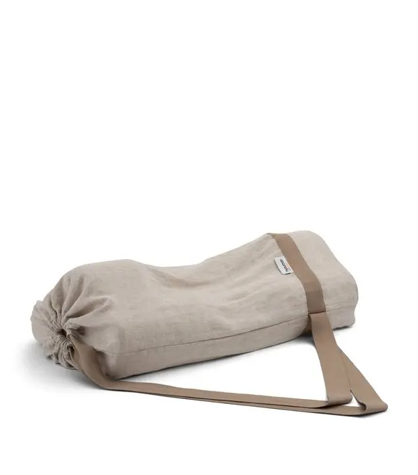 Hyoumankind Back Sleep Pillow With Silk Pillowcase