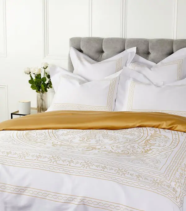 CELSO DE LEMOS Versailles Pillowcase - Gold