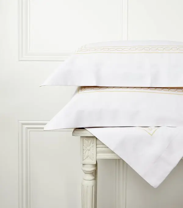 CELSO DE LEMOS Versailles Pillowcase - Gold