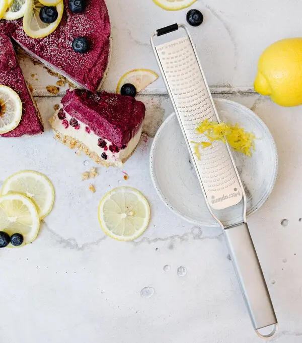 MICROPLANE Stainless Steel Professional Zester