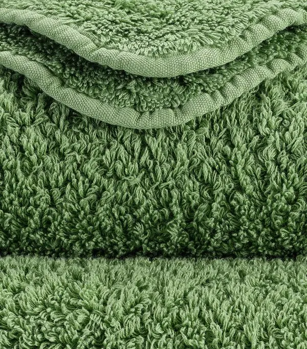 ABYSS & HABIDECOR Super Pile Bath Towel - Green