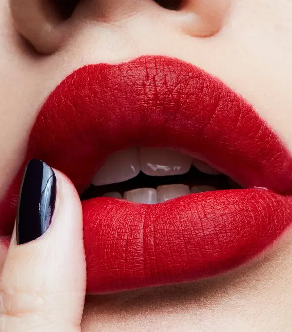 MAC COSMETICS Retro Matte Liquid Lipcolour - Red