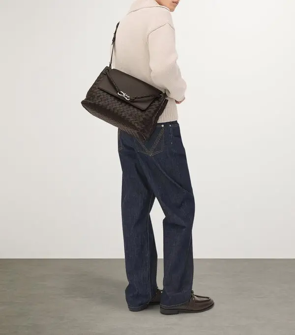Bottega Veneta Medium Andiamo Messenger Bag