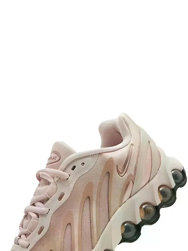 Nike Air Max Dn Lace-up Sneakers - Neutrals
