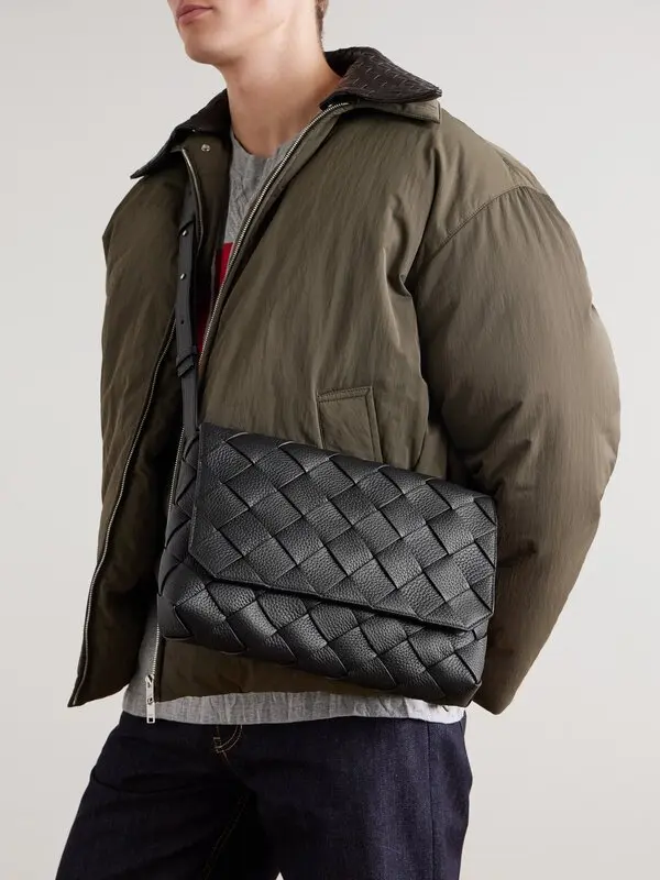 Bottega Veneta Large Diago Intrecciato Full-grain Leather Messenger Bag - Black
