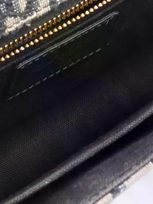 Dior 2020 Oblique 30 Montaigne Shoulder Bag