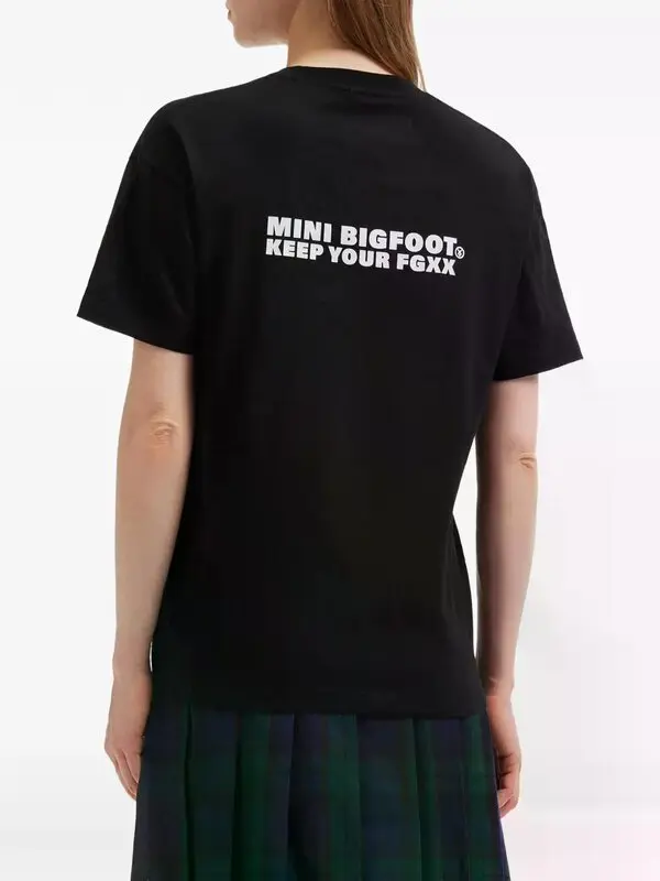FINGERCROXX Logo-embroidered T-shirt
