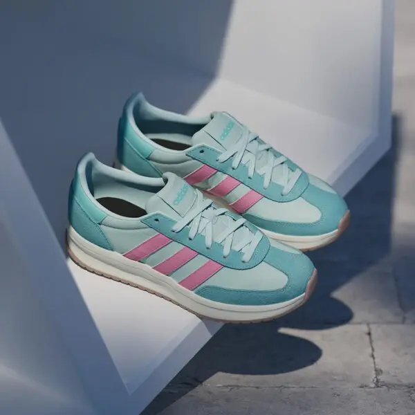 Adidas Run 70s 2.0 Sneakers - Halo Mint / Bliss Pink / Off White