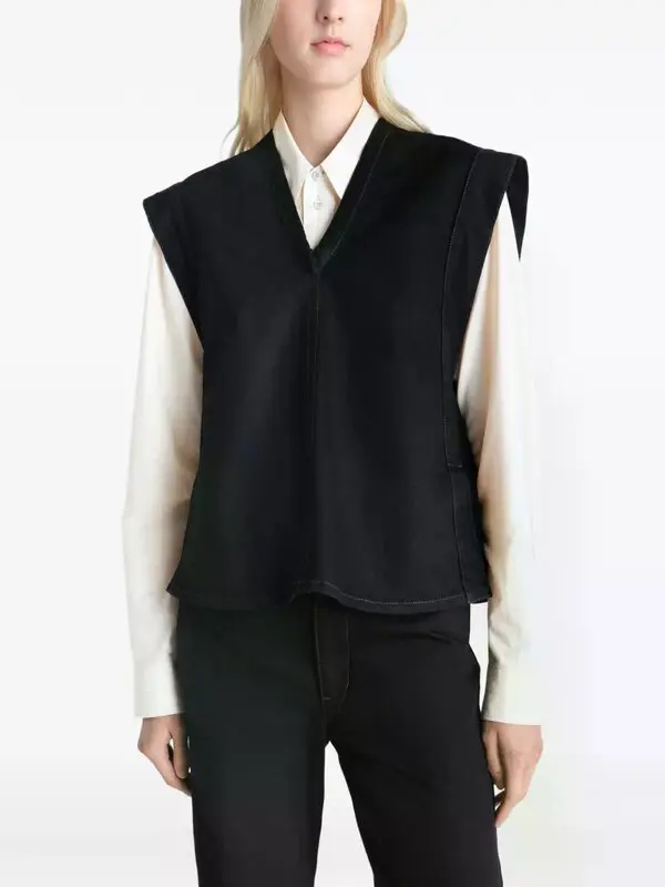 LEMAIRE V-neck Top - Black