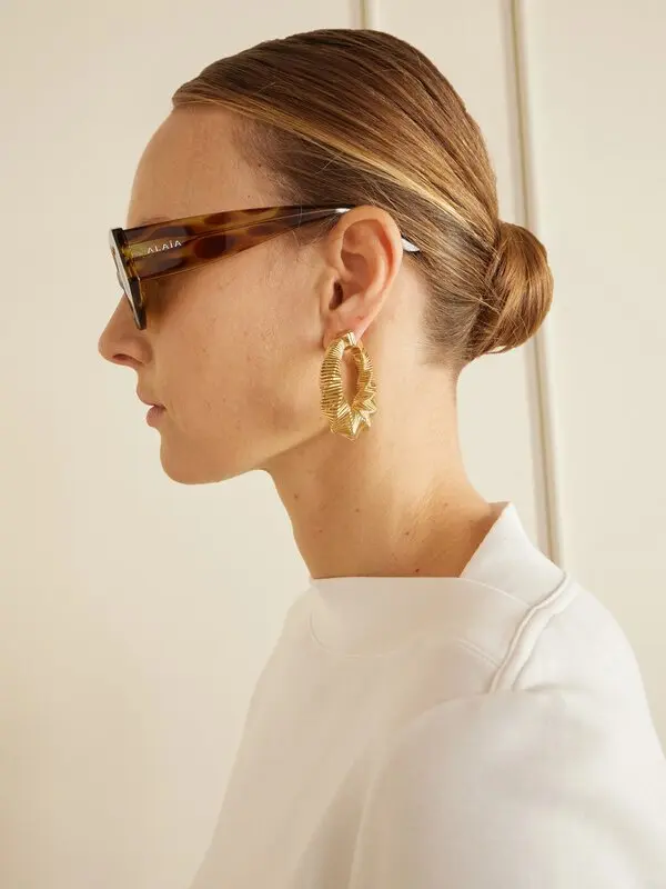 Alaïa Lettering Round-frame Tortoiseshell Sunglasses - Yellow