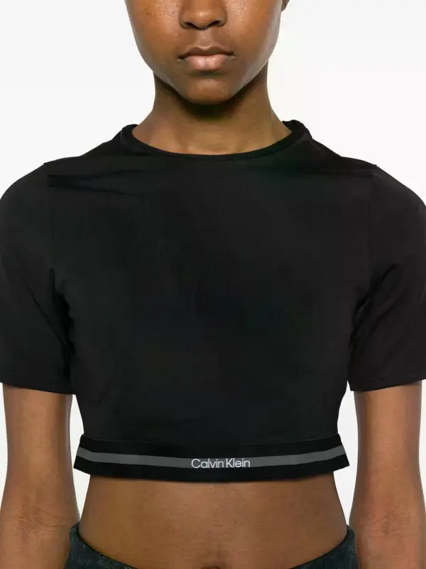 Calvin Klein Cropped T-shirt