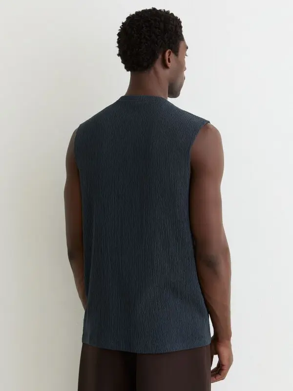 REISS Melgreen Textured Crew-neck Vest