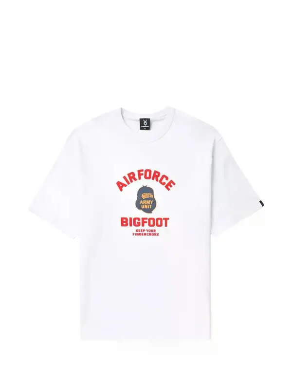 FINGERCROXX Graphic T-shirt