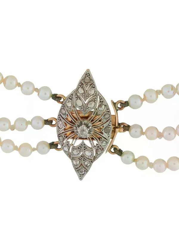LB EXCLUSIVE Diamond-embellished Pendant Pearl Necklace