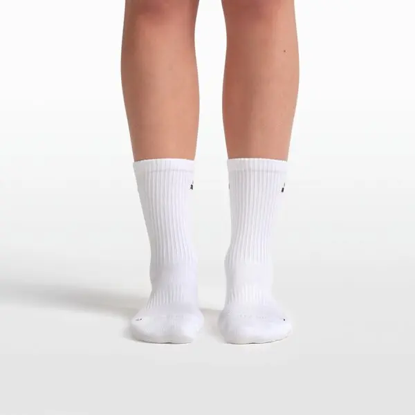 SKIMS Dri-fit Pilates Grip Crew Socks