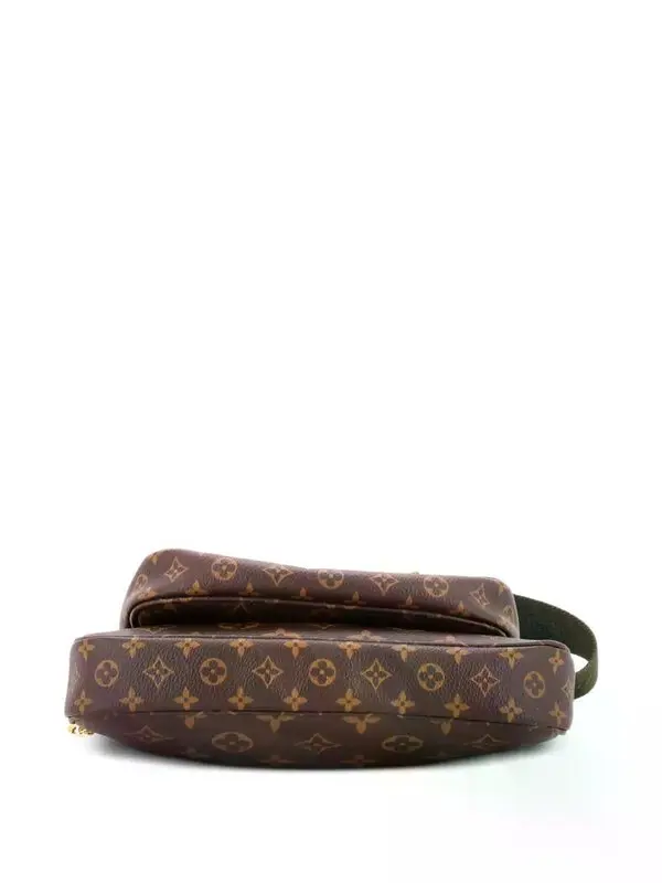 LOUIS VUITTON Multi Pochette Accessoires Monogram Canvas - Brown