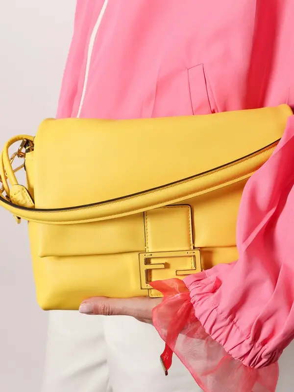 Fendi Mamma Baguette Medium Leather - Yellow
