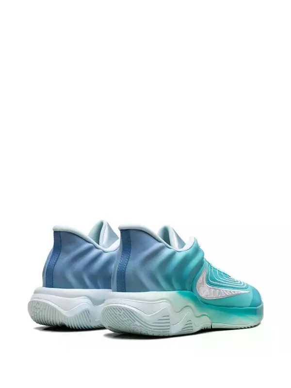 Nike Immortality 4 Low-top Sneakers