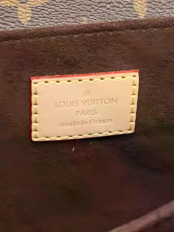 LOUIS VUITTON 2010s Monogram Leather Handbag - Brown