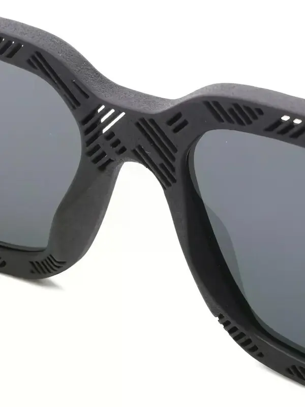 Fendi Ff Pattern Square Frame Sunglasses - Grey