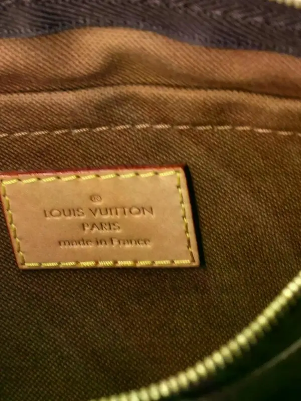 LOUIS VUITTON Multi Pochette Accessoires Monogram Canvas - Brown