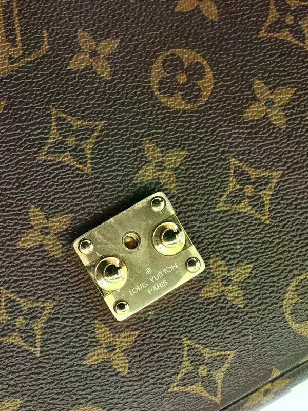 LOUIS VUITTON Pochette Metis Monogram Canvas Crossbody Bag - Brown