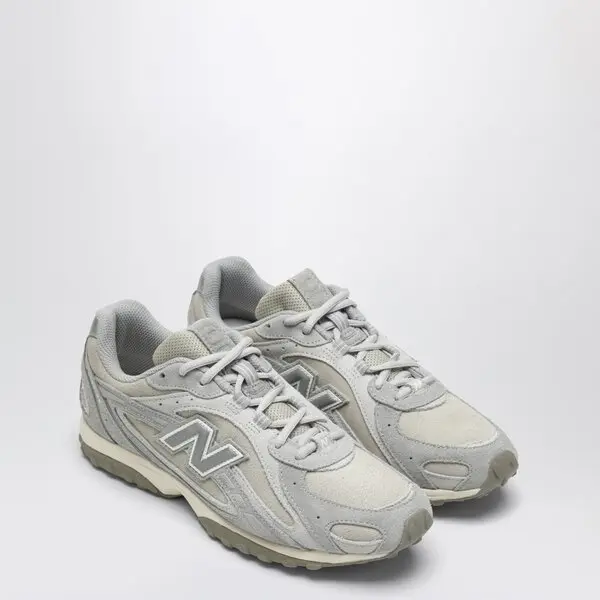 NEW BALANCE Lace-up Sneakers - White