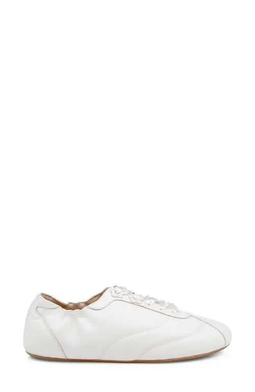 Badgley Mischka Wilmott Low Top Sneaker - White Leather