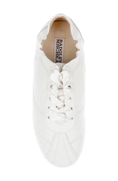 Badgley Mischka Wilmott Low Top Sneaker - White Leather