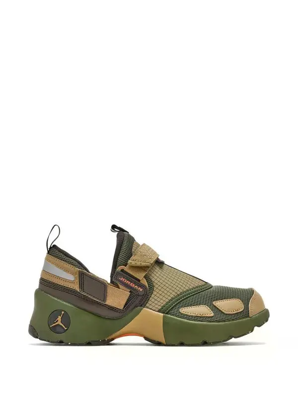 Nike Jordan Trunner Lx Sneakers - Brown