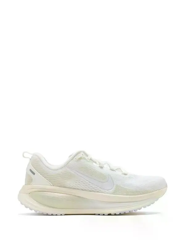 Nike Vomero 18 Sneakers