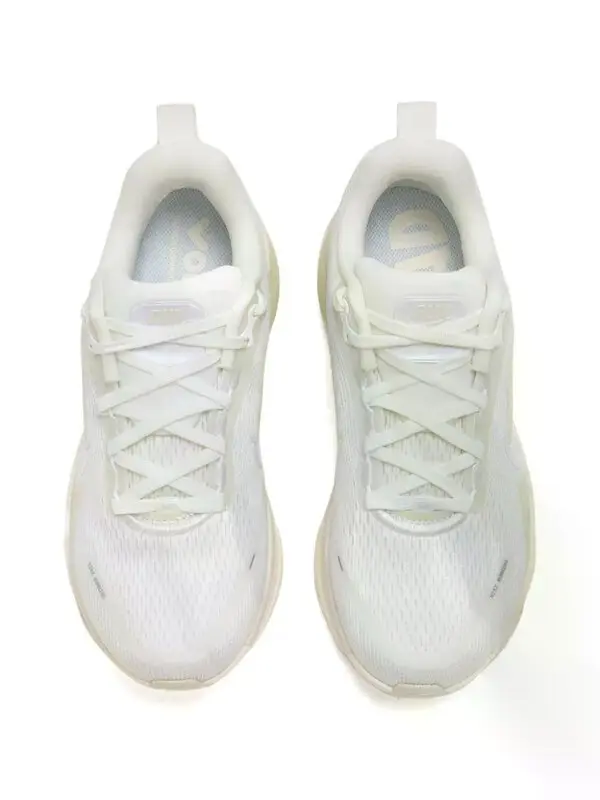 Nike Vomero 18 Sneakers