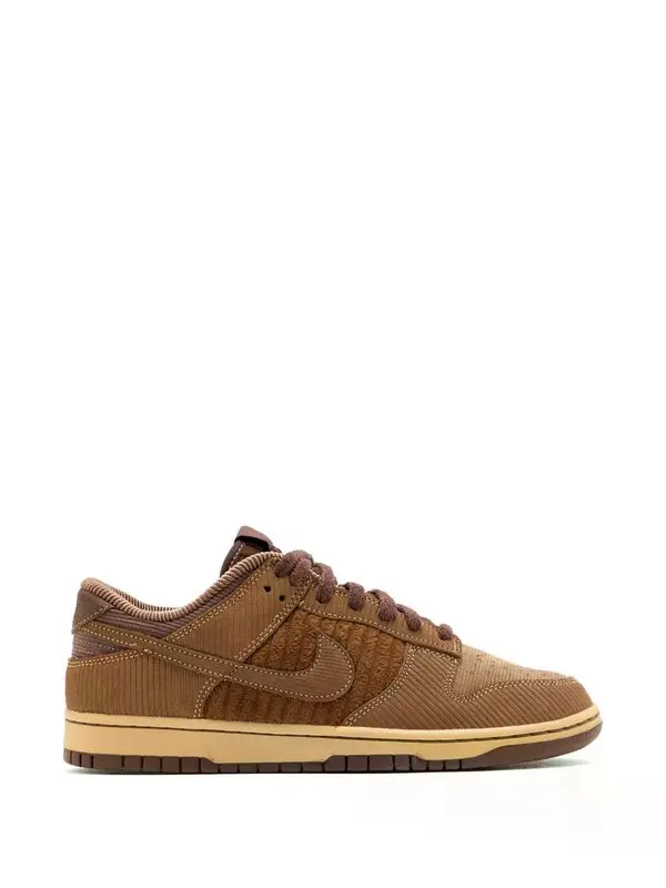 Nike Dunk Low Retro Premium Sneakers - Brown