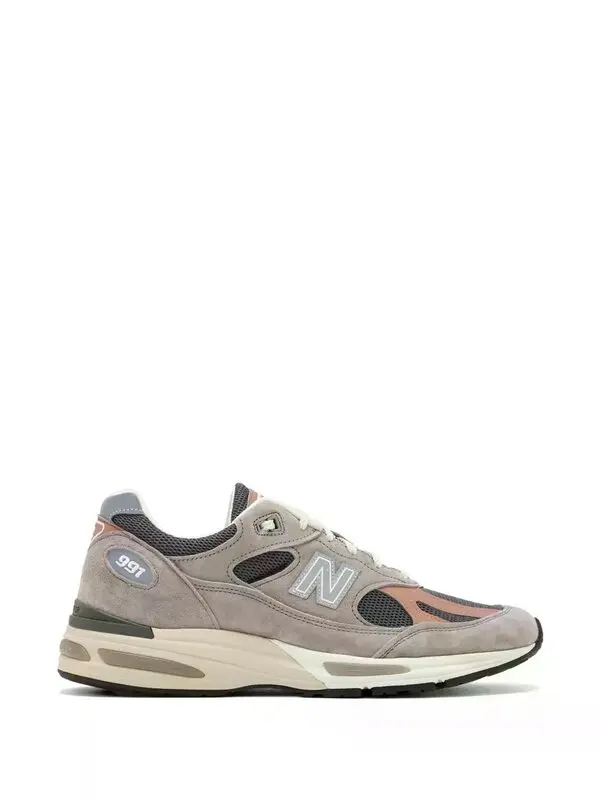 NEW BALANCE 991v2 Panelled Sneakers - Grey
