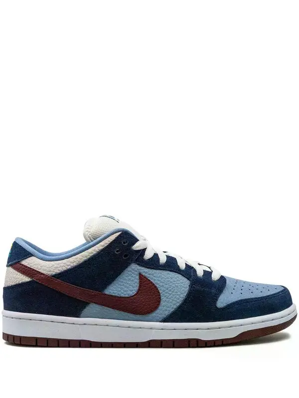 Nike X Ftc Sb Dunk Low Premium Sneakers
