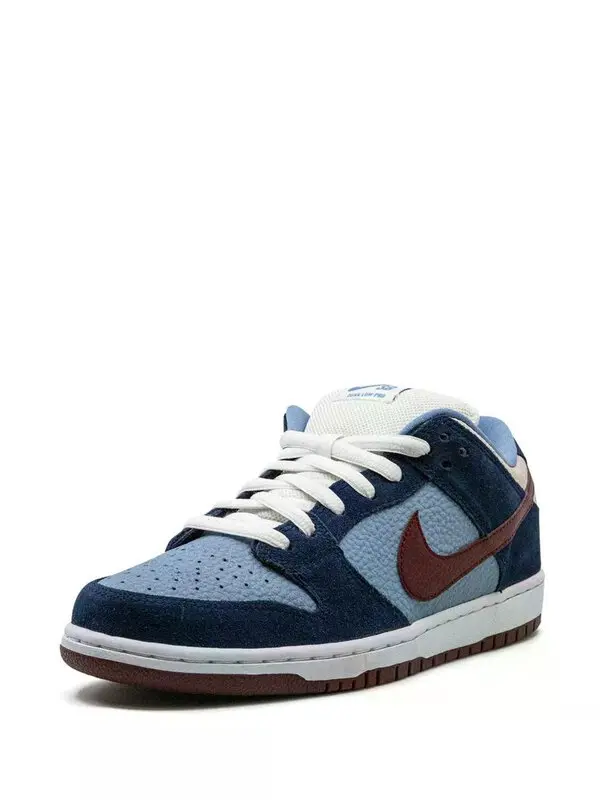 Nike X Ftc Sb Dunk Low Premium Sneakers
