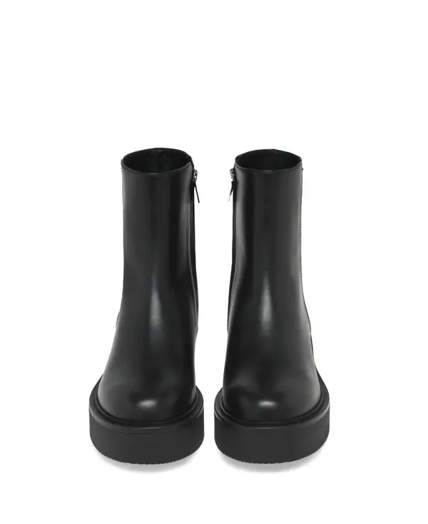 GIANVITO ROSSI Hiro Bootie - Black Leather