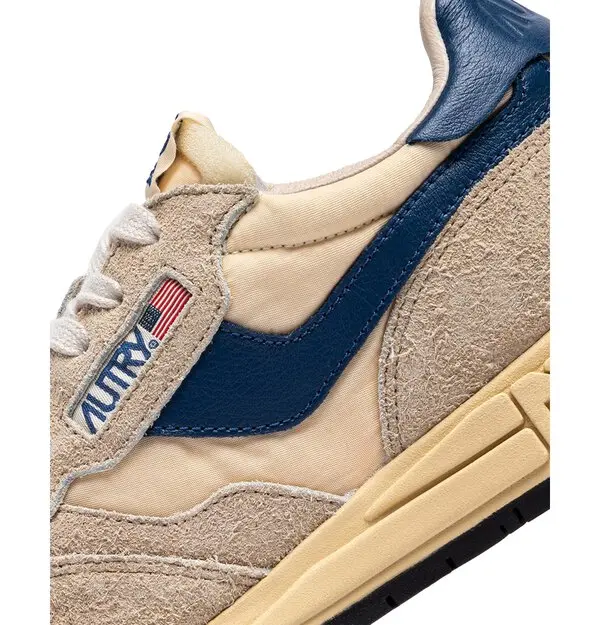 AUTRY Reelwind Low Top Sneakers - Ecru/blue