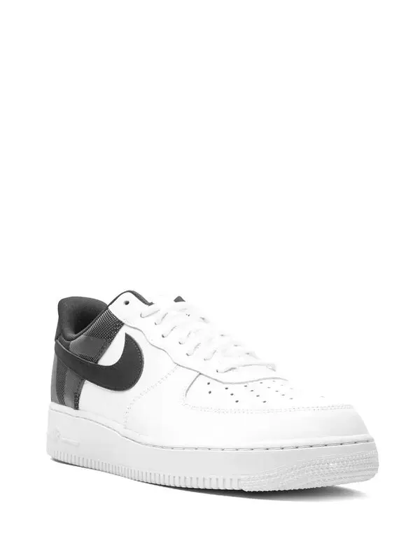 Nike Air Force 1 '07 Lv8 Sneakers - White