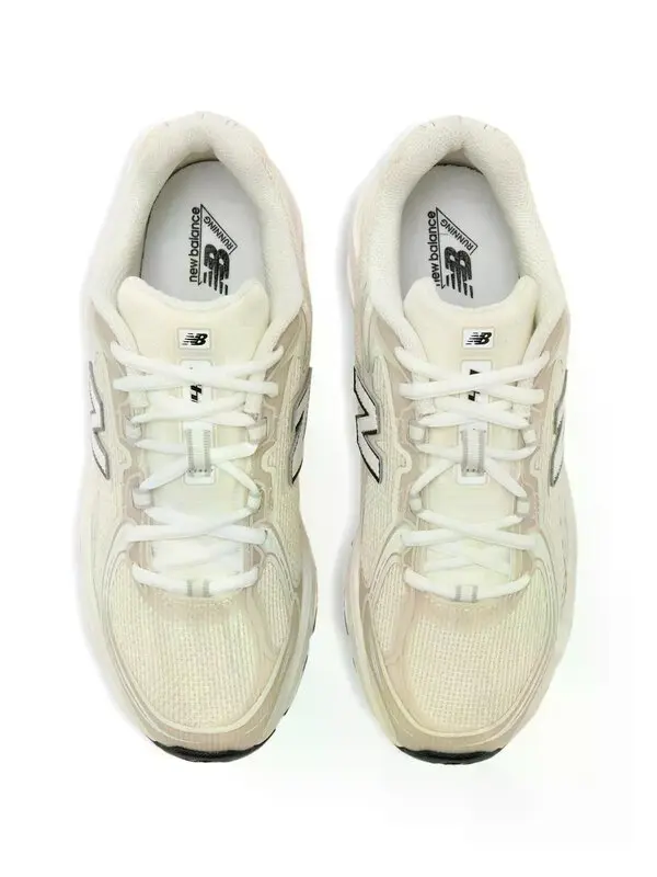 NEW BALANCE 740 Sneakers - Neutrals