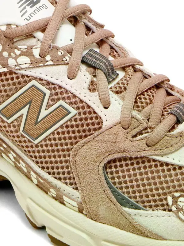 NEW BALANCE 530 Panelled Sneakers - Neutrals