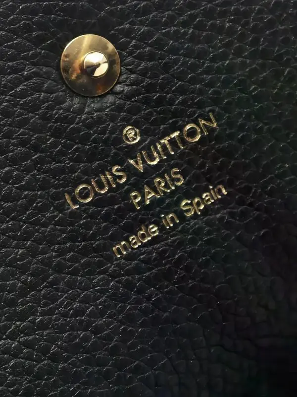 LOUIS VUITTON 2014 Curieuse Monogram Wallet